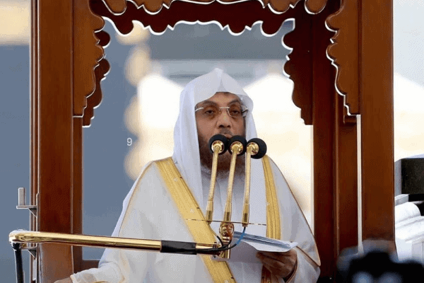 Liste des 10 imams de Masjid Al Haram | Qui est l’imam actuel ? | Pèlerin