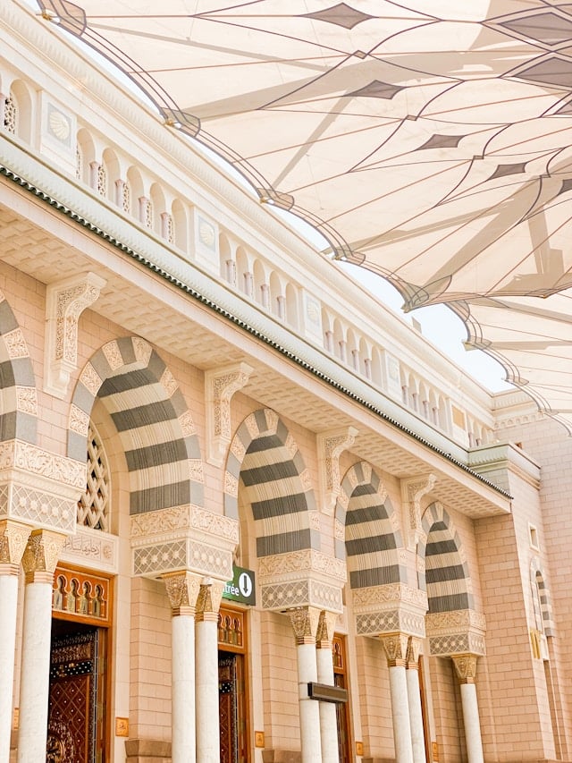 Gates of Masjid Al Nabawi | List of All 42 Babs/Doors | Pilgrim