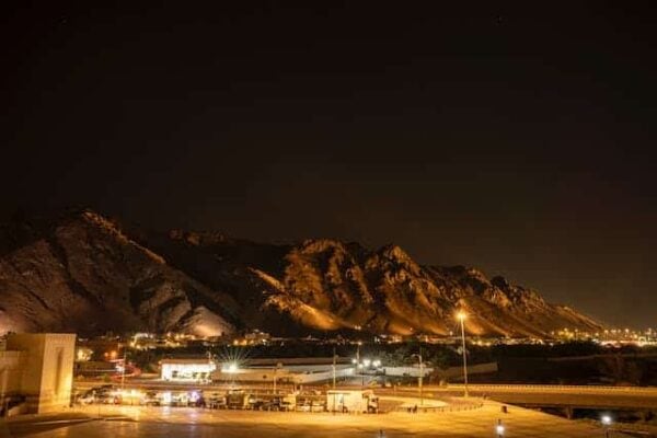 Top 10 Places to Visit in Madinah During Umrah & What to Do | The ...